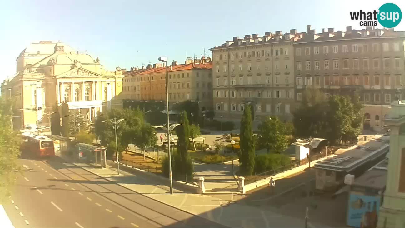 Live HD Webcam Rijeka: Livestream Center,Rijeka: Livestream Center ...