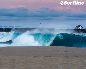 Live HD Webcam The Wedge Surf in Newport Beach by Surfline,The Wedge ...